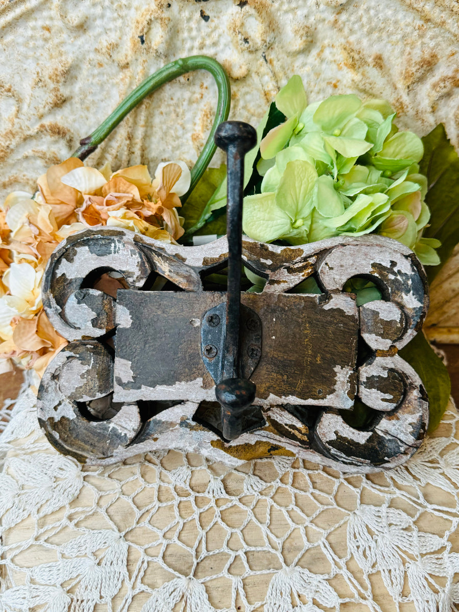 HAND CARVED WOOD RARE ANTIQUE SALVAGE HOOK – Faux Your Eyes Only Boutique