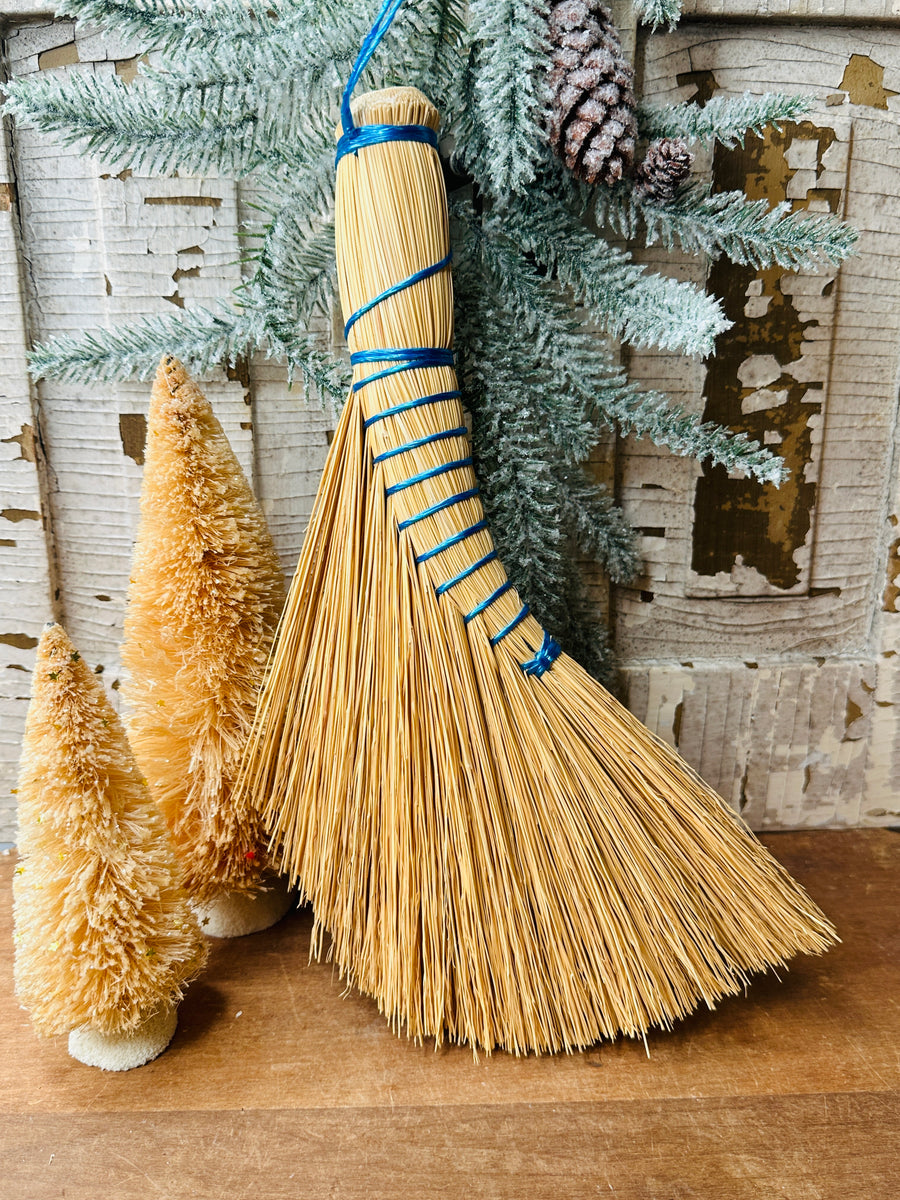 DUTCH HANDMADE HANDBROOM STRAW WHISK VINTAGE – Faux Your Eyes Only Boutique